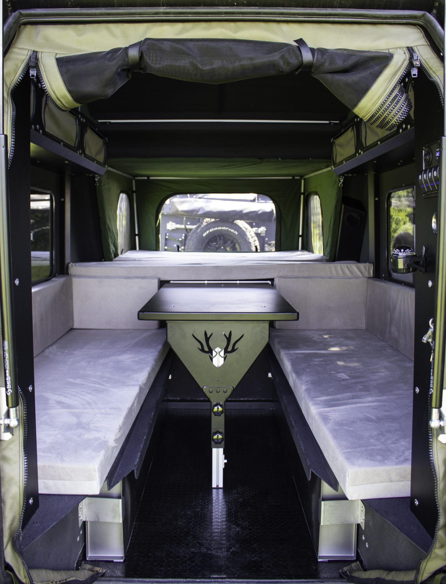 Crawler TRC428 Off-road Caravan trailer - Overlando Georgia